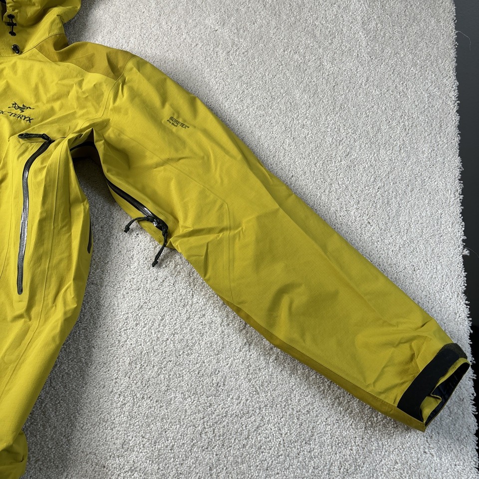 Arc’teryx Beta AR Goretex Shell Jacket Men’s Size XL Lichen Yellow ...