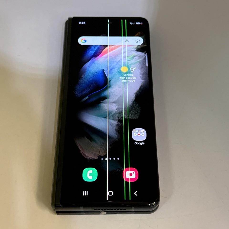 Samsung Galaxy Z Fold 3 Outer Screen Faulty Lines For Data Recovery ...