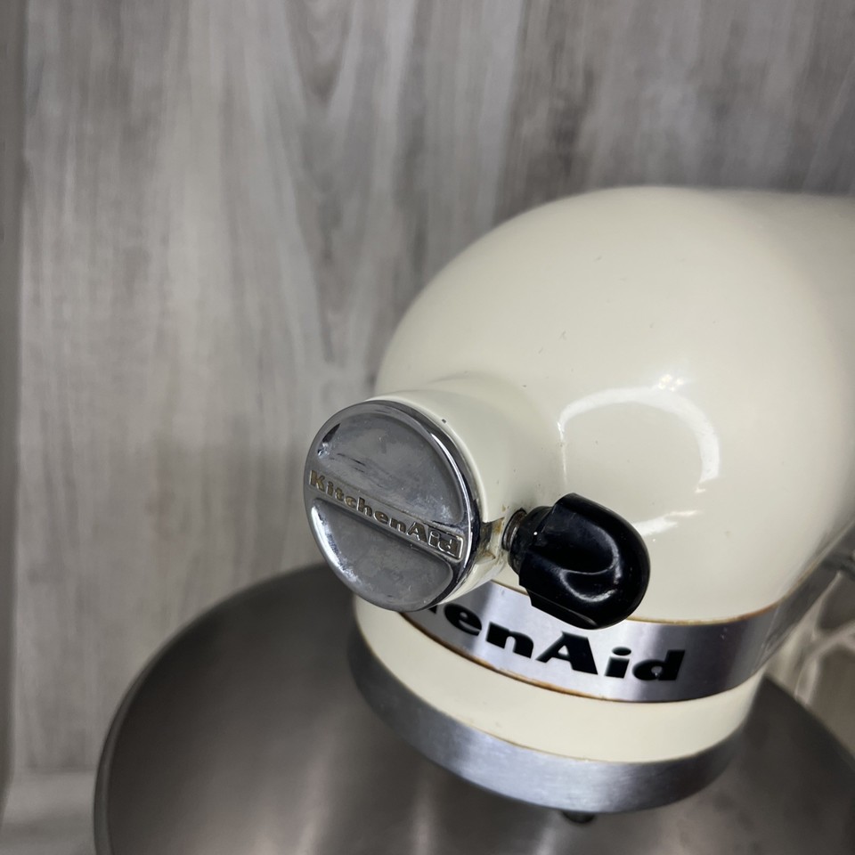 Kitchen Aid Model K45SS White Tilt-Head Stand Mixer w/ Acc. Made In U.S ...