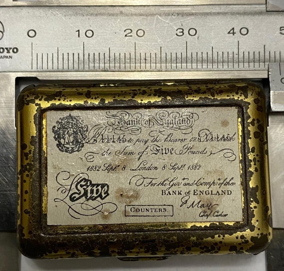 Bank Of England 1882 Metal collector's Box Includes 24 Uncirculated ...