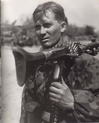 German Soldier with MG34, Classic Photo, MG42 WWII World War Two ...