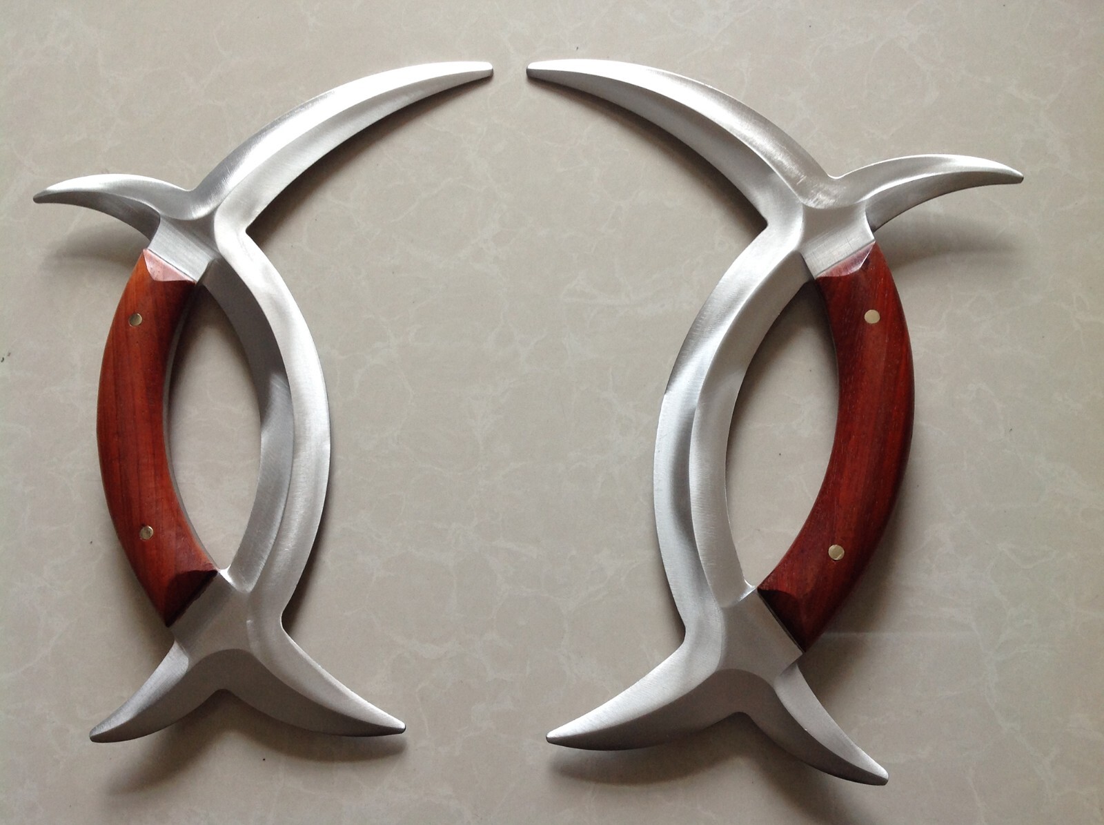 Chinese Martial Wooden handle Arts Weapon A Pair of Gossip Yuanyang Tomahawk | eBay