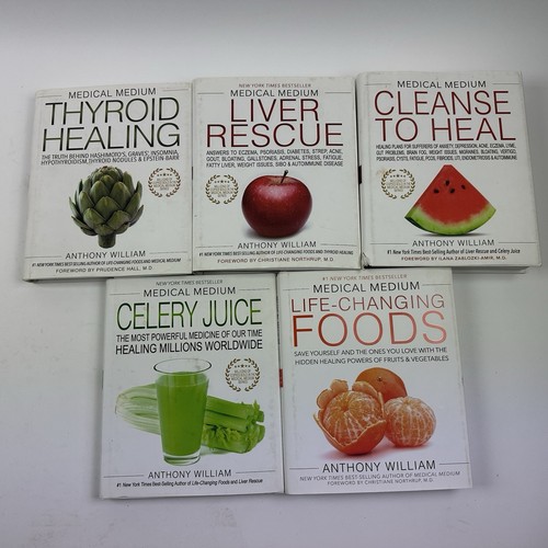 Lot 5 Anthony William MEDICAL MEDIUM,Liver Rescue, thyroid Healing ...