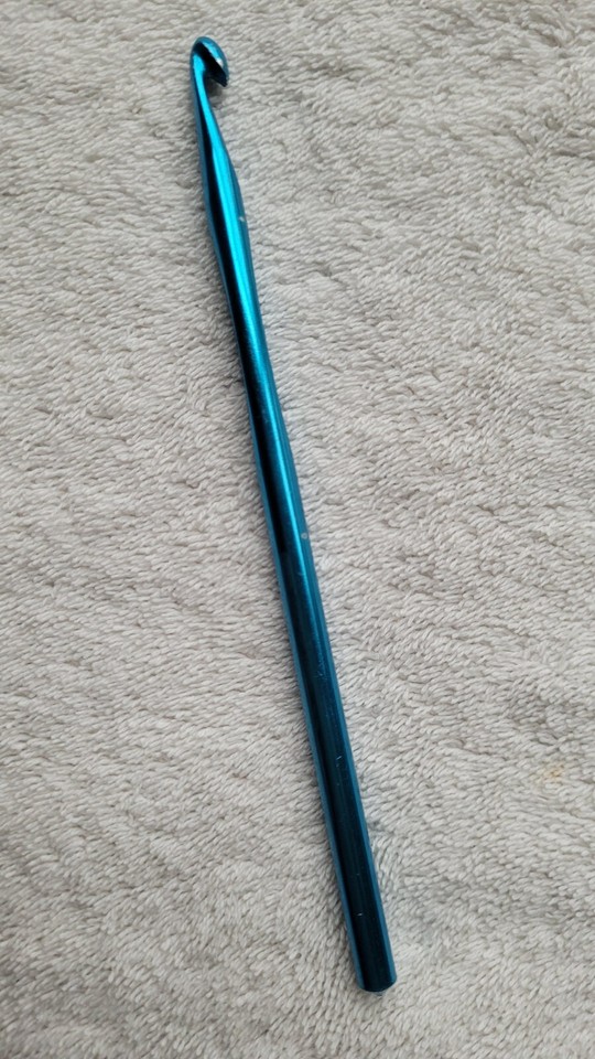 Vintage Hero Crochet Hook Made In Germany Size J Metal Blue | eBay