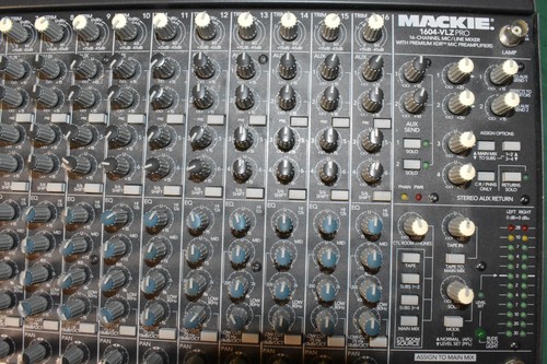 Mackie 1604 VLZ Pro 16-Channel Mic / Line Mixer w/ Premium XDR Mic ...