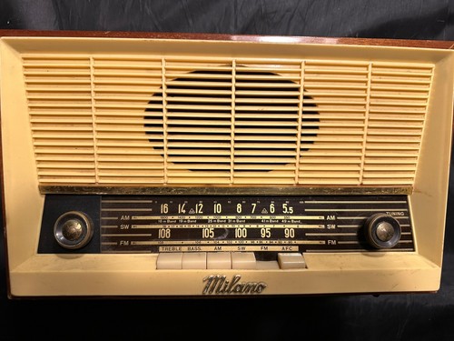 VINTAGE LUCOR #650 MILANO AM/FM TUBE RADIO WORKS | eBay