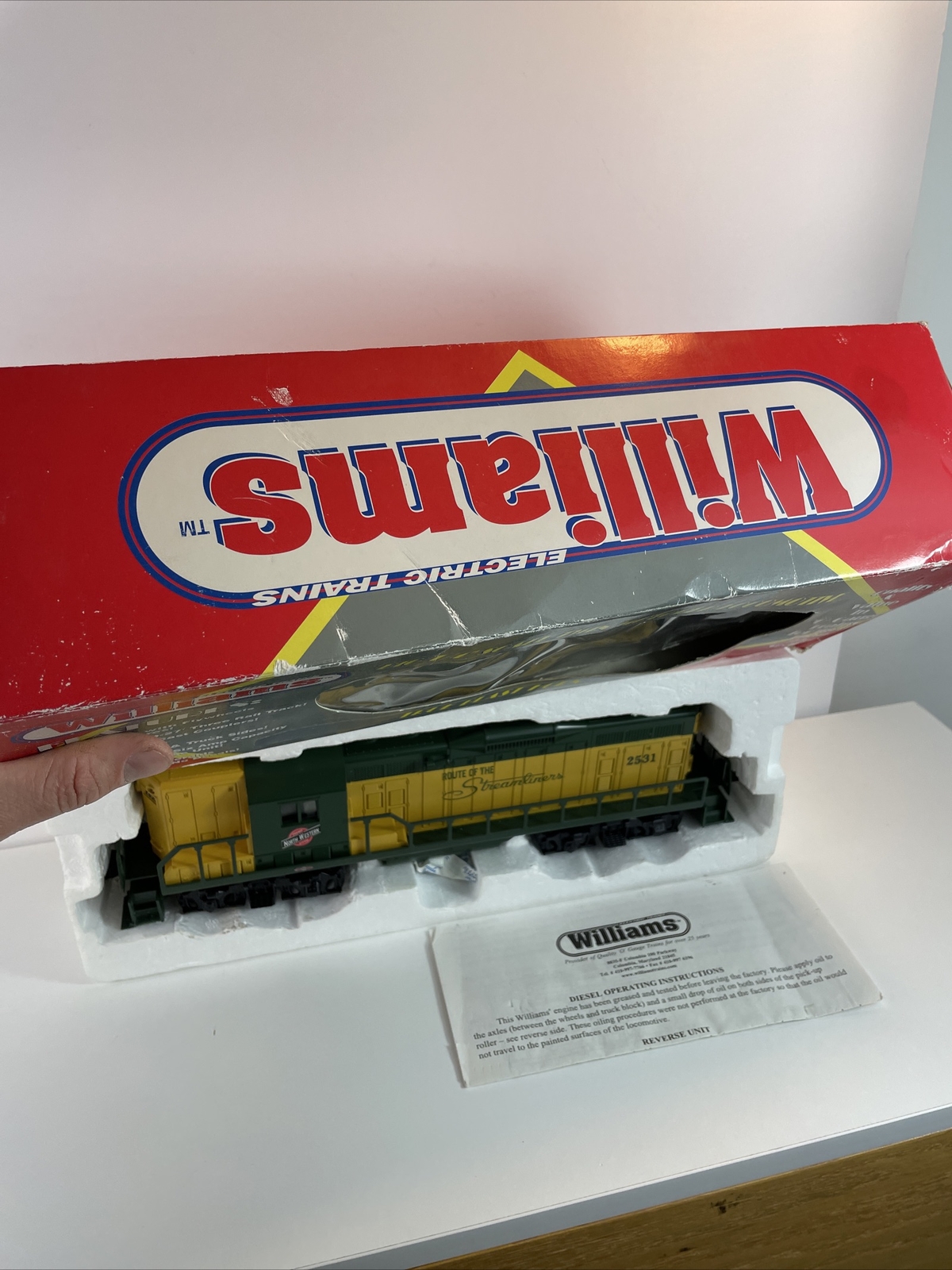 WILLIAMS GP9 CNW 2531 Chicago & Northwestern O SCALE LOCOMOTIVE w blast ...