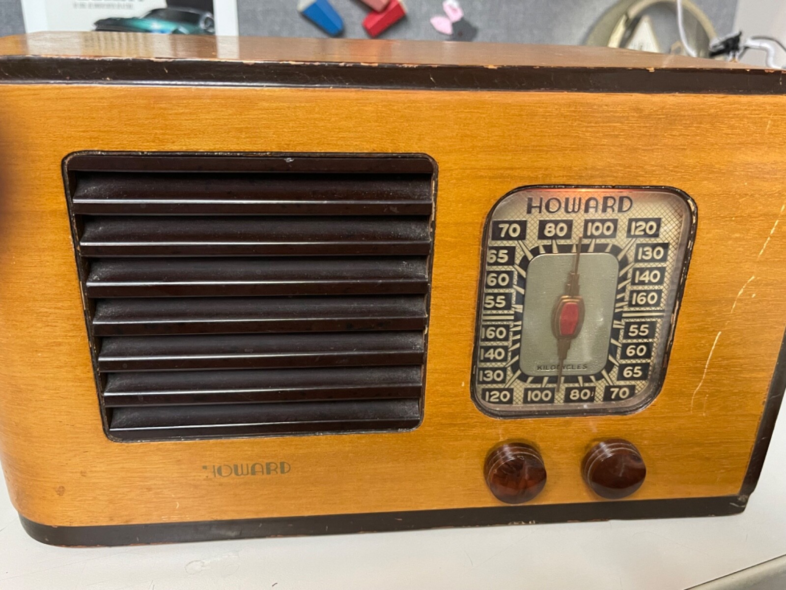 Howard 901-A Tabletop Tube Radio 1946 Wood Case - International Society ...