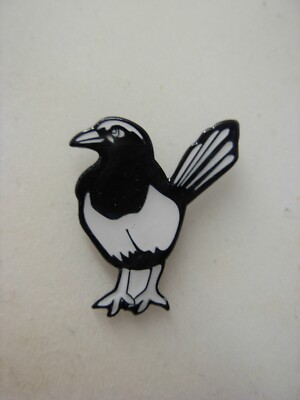 Magpie pin badge. Lapel. Metal. Enamel. Bird. Newcastle Notts County ...