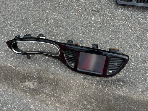2013-2016 Dodge Dart Radio Navigation Screen Assembly With Trim Bezel ...