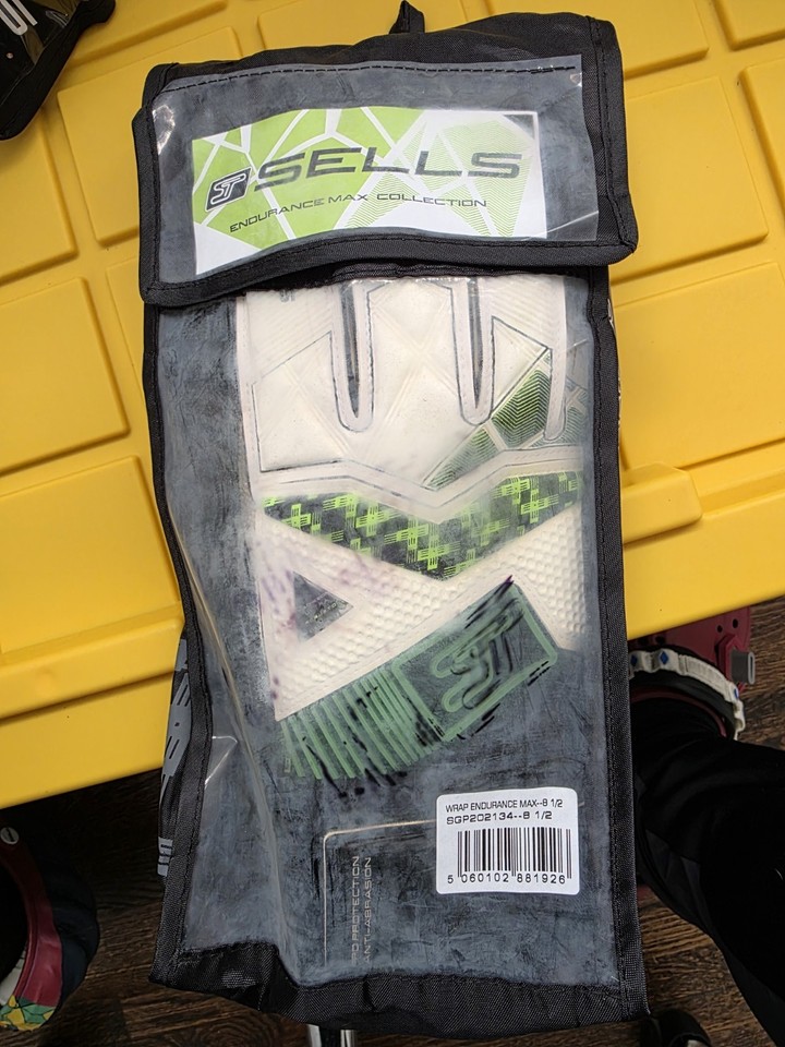 4 sells goalkeeper gloves | eBay