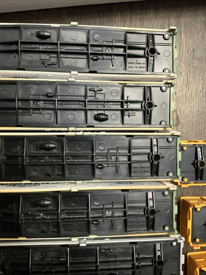 Lot of 20 Tyco HO Frieght Cars Rolling Stock FOR PARTS no wheels | eBay