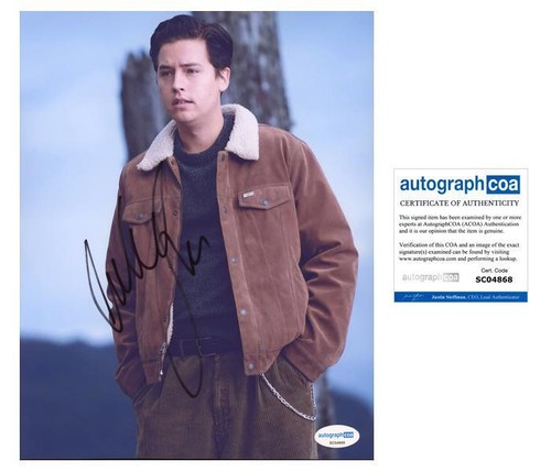 Cole Sprouse "Riverdale" AUTOGRAPH Signed 'Jughead Jones' 8x10 Photo B ...