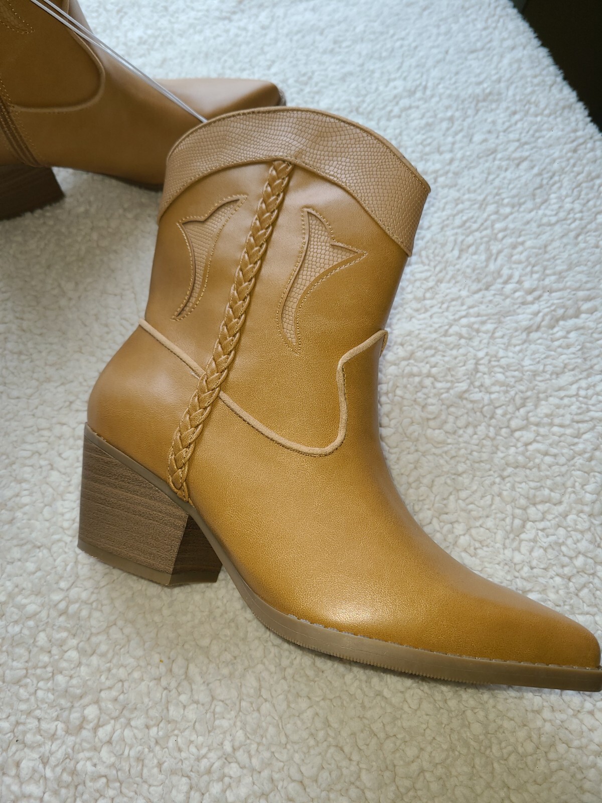 Women's Shana Cowboy Boots - Universal Thread - Cognac Brown - Size 6 ...