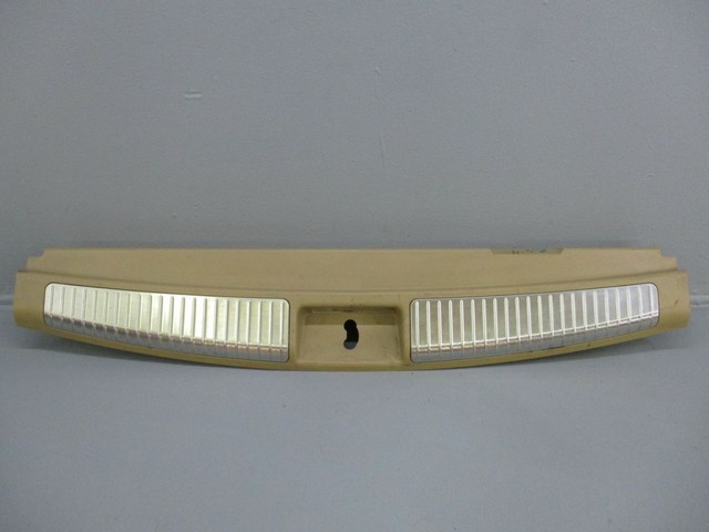 MERCEDES Ml W164 Rear Boot Tailgate Lower Loading Trim Cover ...