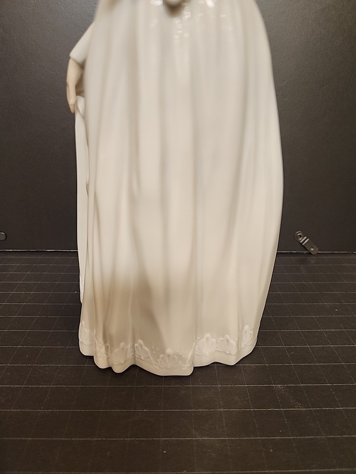 Lladro "Down The Aisle" Porcelain Figurine (5903) | eBay