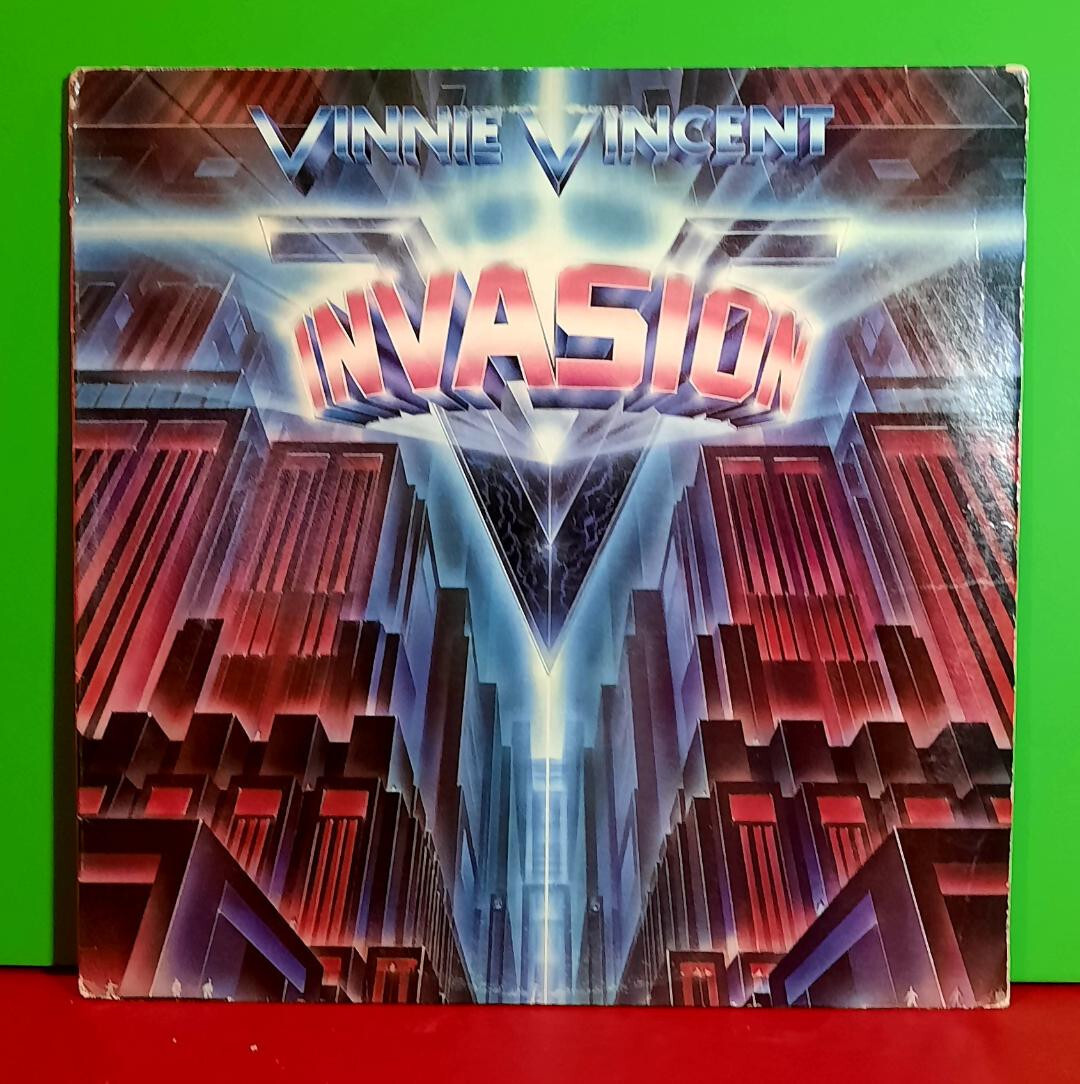 Vinnie Vincent Invasion Album KISS CD Vinnie Vincent Invasion All