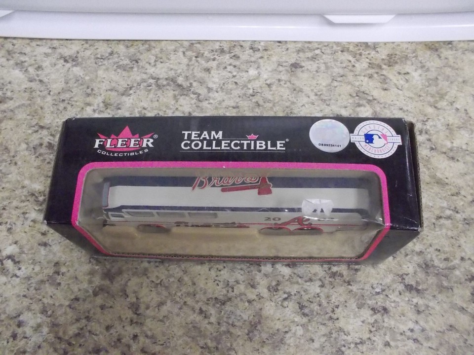 Fleer 2002 Atlanta Braves Bus diecast NIB In Box | eBay
