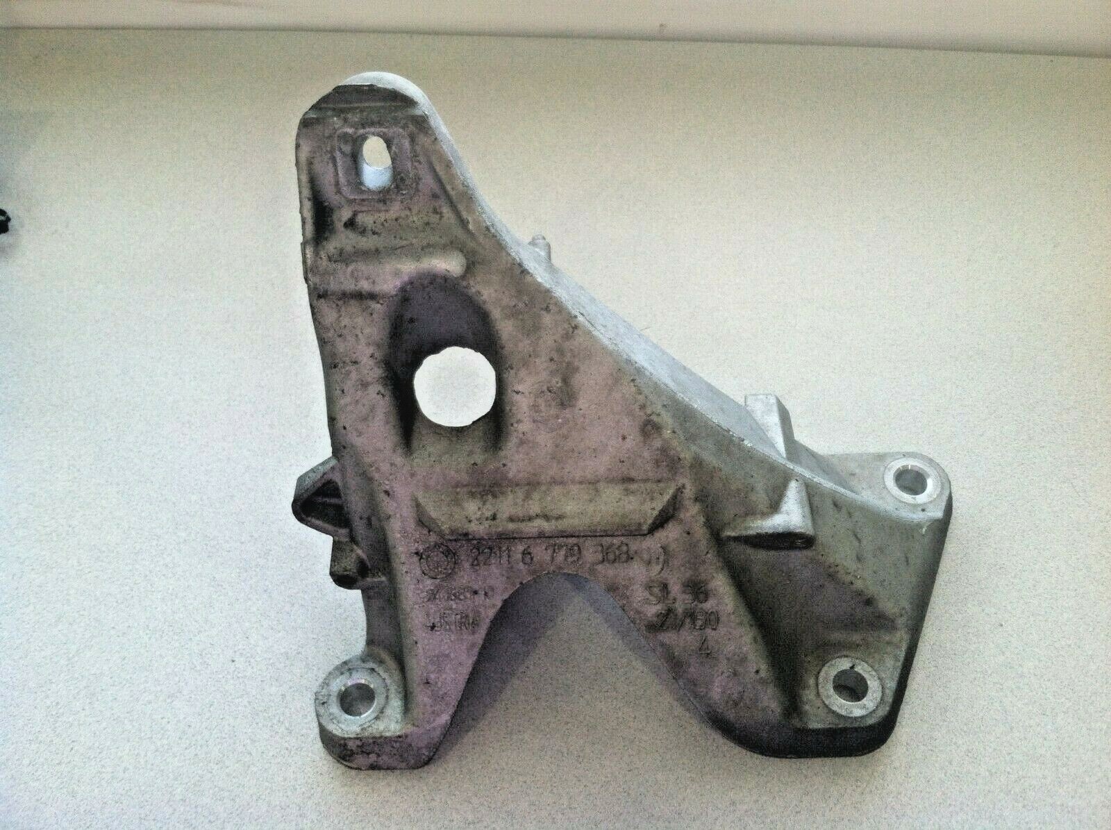 2004-2012 BMW 328i E90 LCI N52N ~ RIGHT ENGINE SUPPORT ~ 22116779370 | eBay