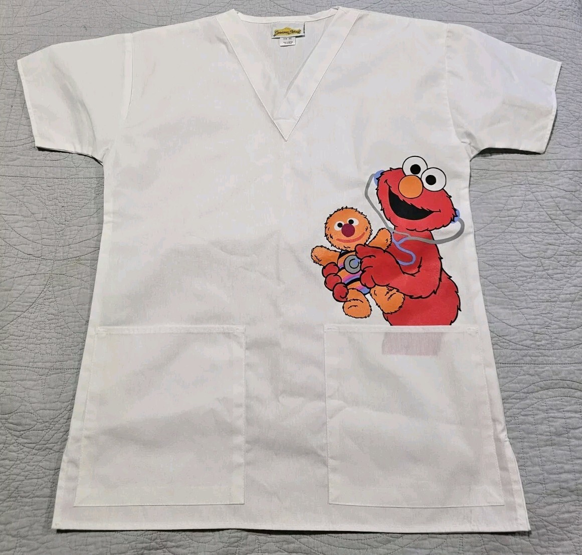 Vintage Sesame Street Elmo Scrub Top Size XS Made In … - Gem