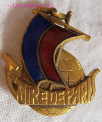 BG9227 - Badge Fair de Paris 1945/1950 | eBay Australia