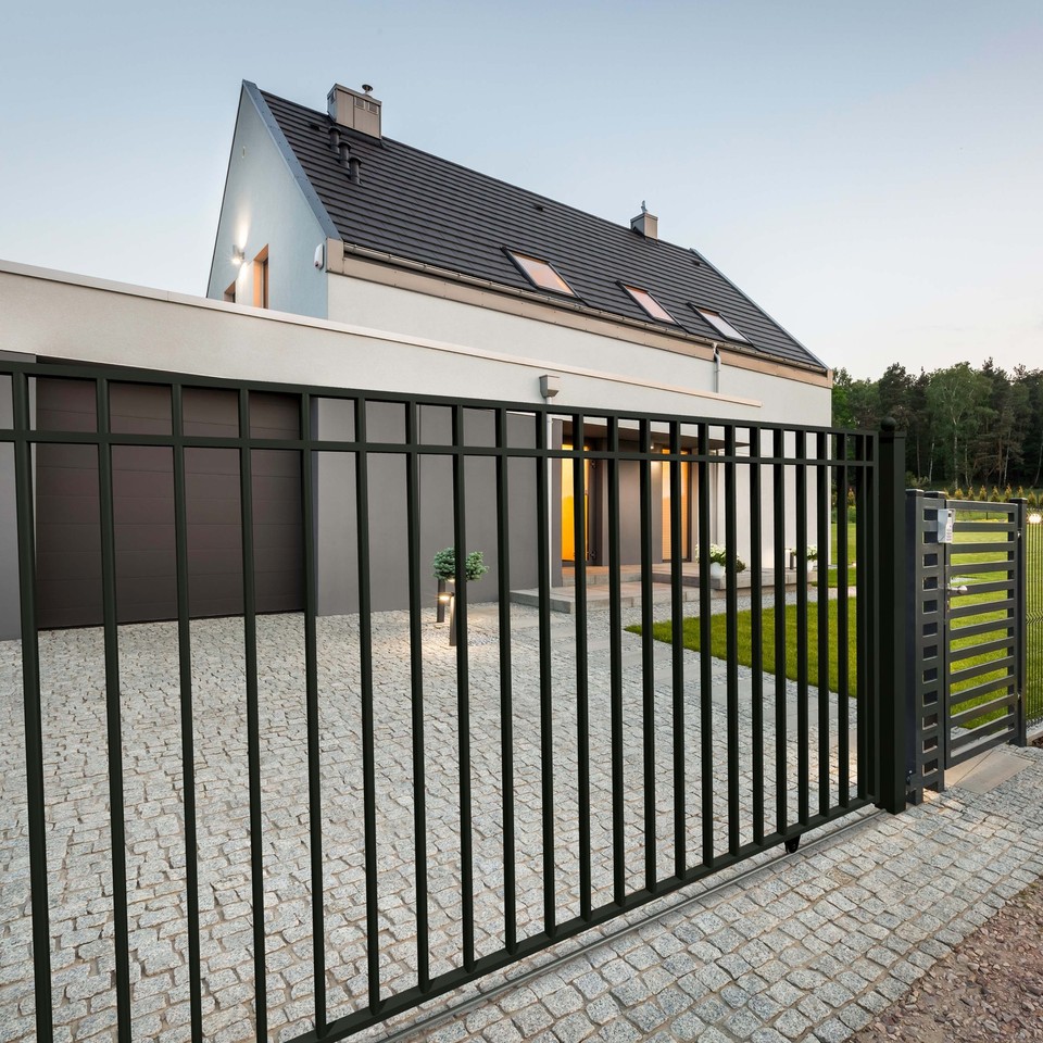 ALEKO Garden Yard Madrid Style Steel Single Sliding 20 feet Driveway ...
