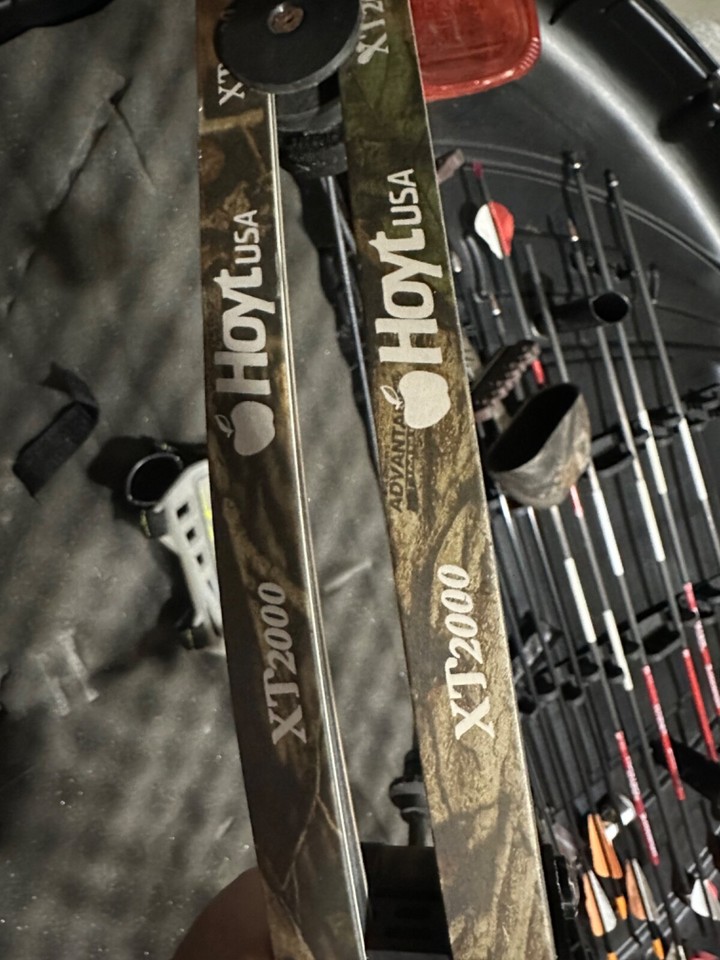 hoyt xt 2000 compound bow | eBay