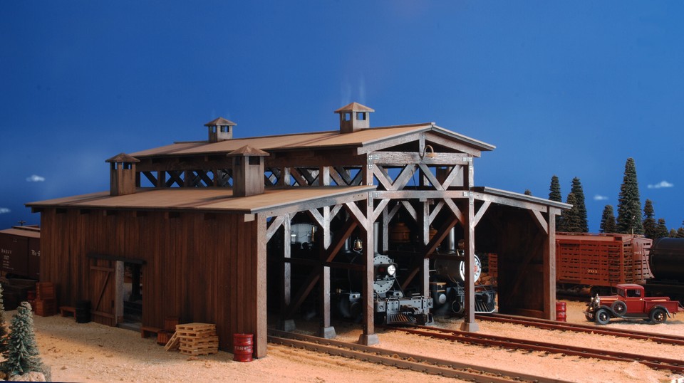 G SCALE LOCOMOTIVE TRAIN SHED BUILDING for use w LGB ACCUCRAFT ...