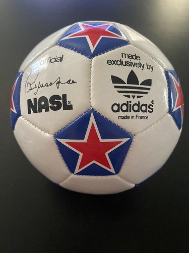 MINI DISPLAY BALL NASL ADIDAS NORTH AMERICAN SOCCER LEAGUE OFFICIAL ...