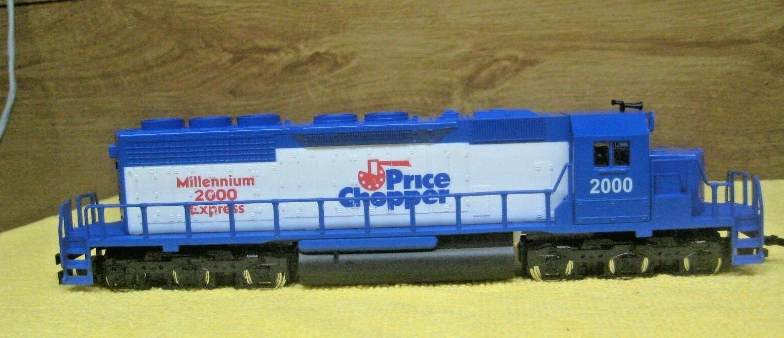 HO "PRICE CHOPPER MILLENNIUM 2000 SERIES" SD40 LOCOMOTIVE PRICE SHOPPER ...