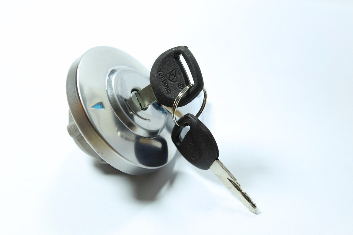 Gas Tank Cover Lock Keys for Honda Shadow VLX VT 600 - All Year | eBay