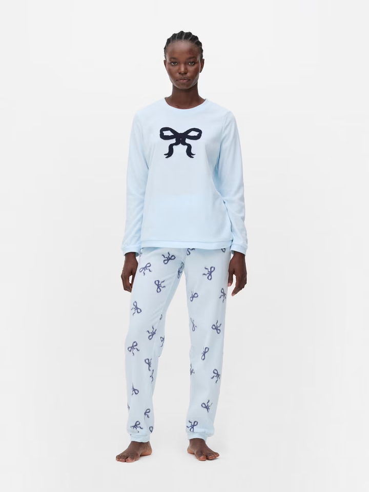 Primark Bow pyjama set size 22/24 (2XL) Womens Blue Bow Print Cozy ...