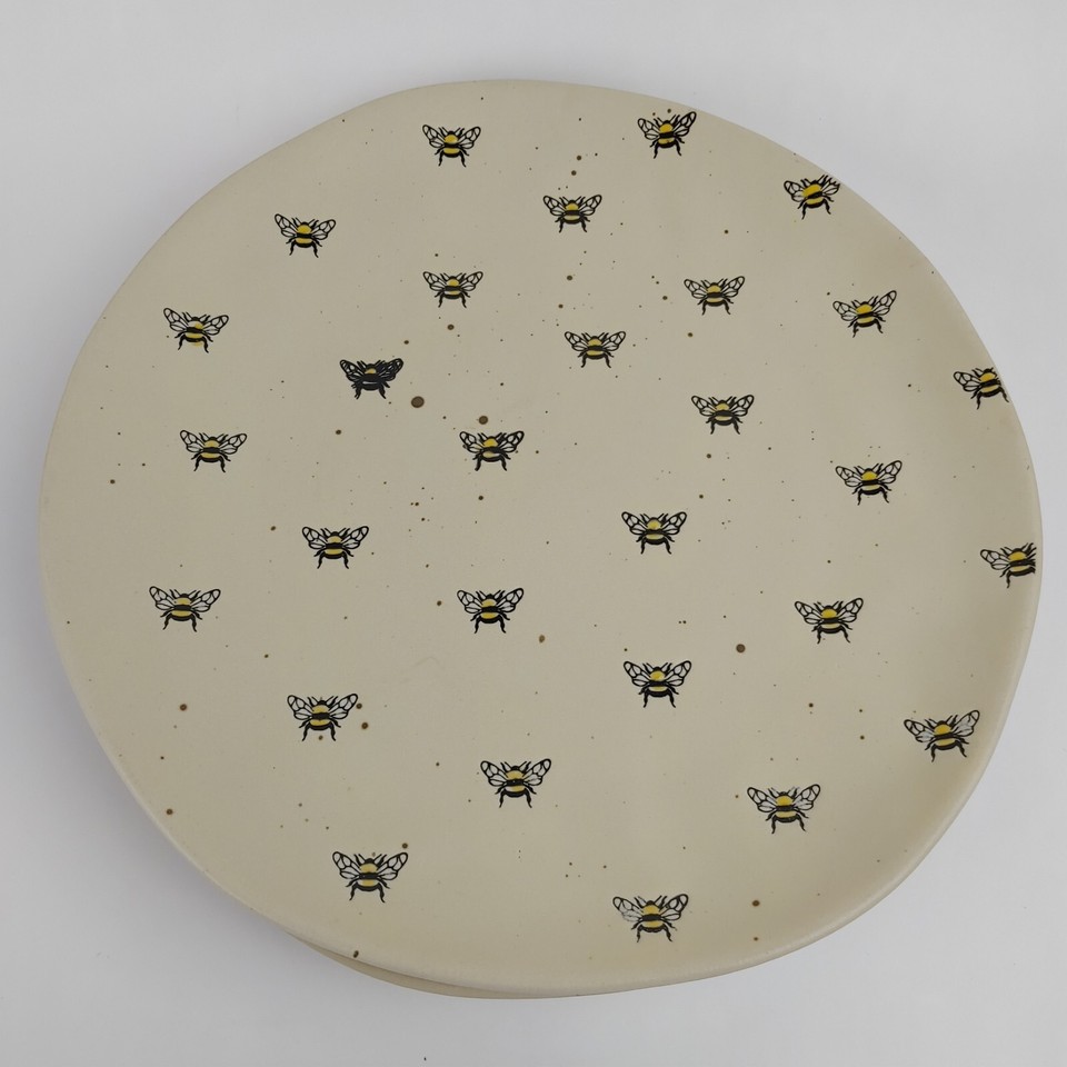 4 Spectrum Designz Barney Bee Repeat Dinner Plates Farmhouse Country ...