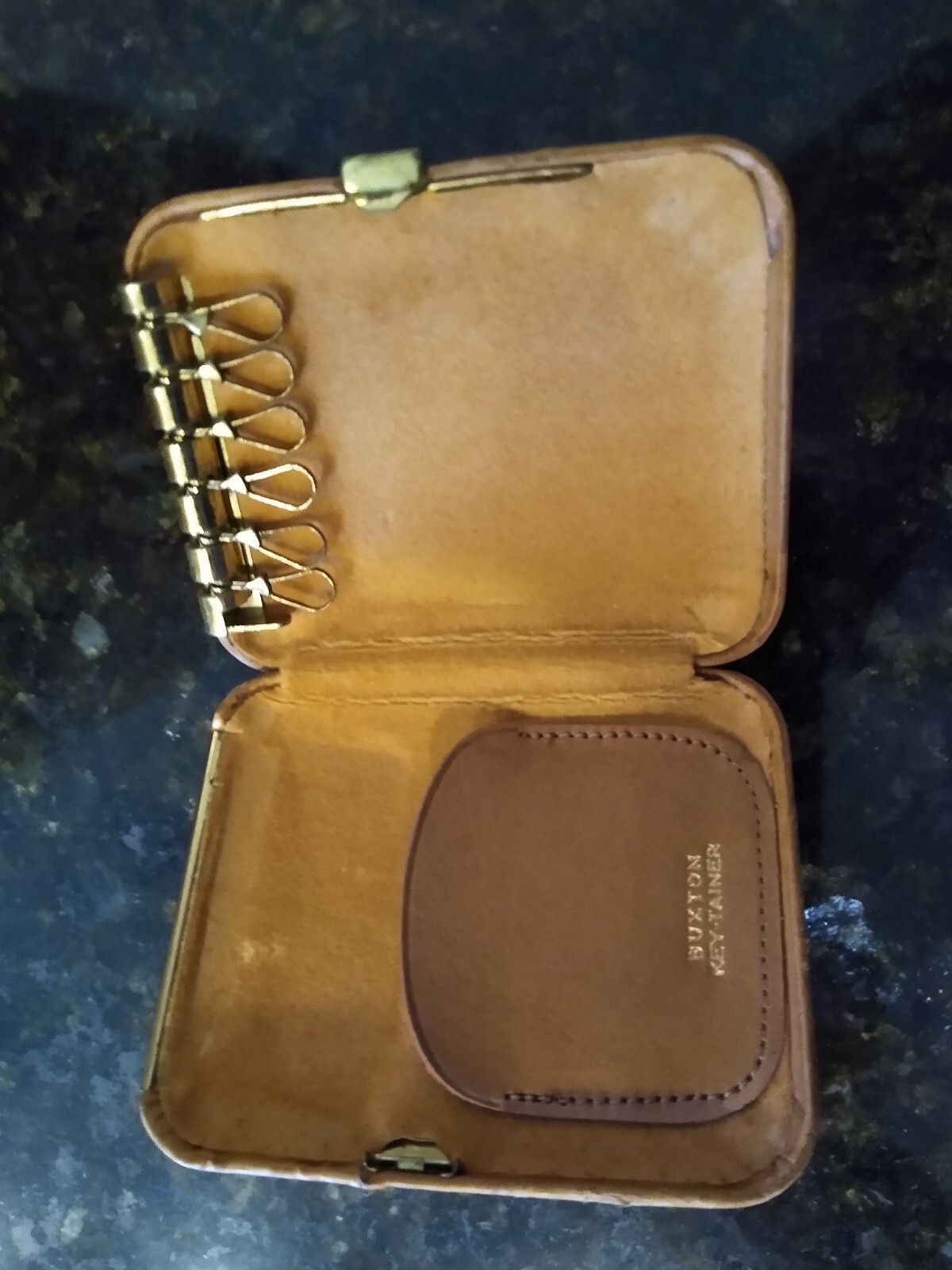 VINTAGE BUXTON OSTRICH LEATHER "KEYTAINER" KEY CASE~B… - Gem