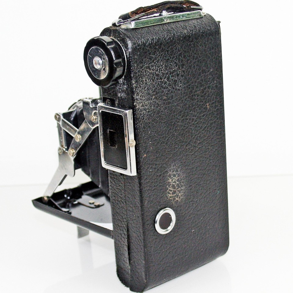 KERSHAW EIGHT-20 KING PENGUIN 1950's VINTAGE BELLOWS CAMERA FOR DISPLAY ...