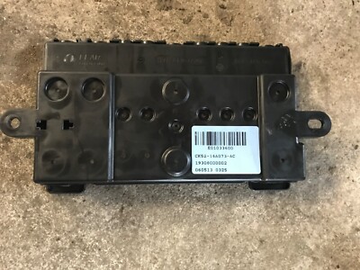 RANGE ROVER L405 FUSE AND RELAY BOX 4.4 SDV8 | eBay UK