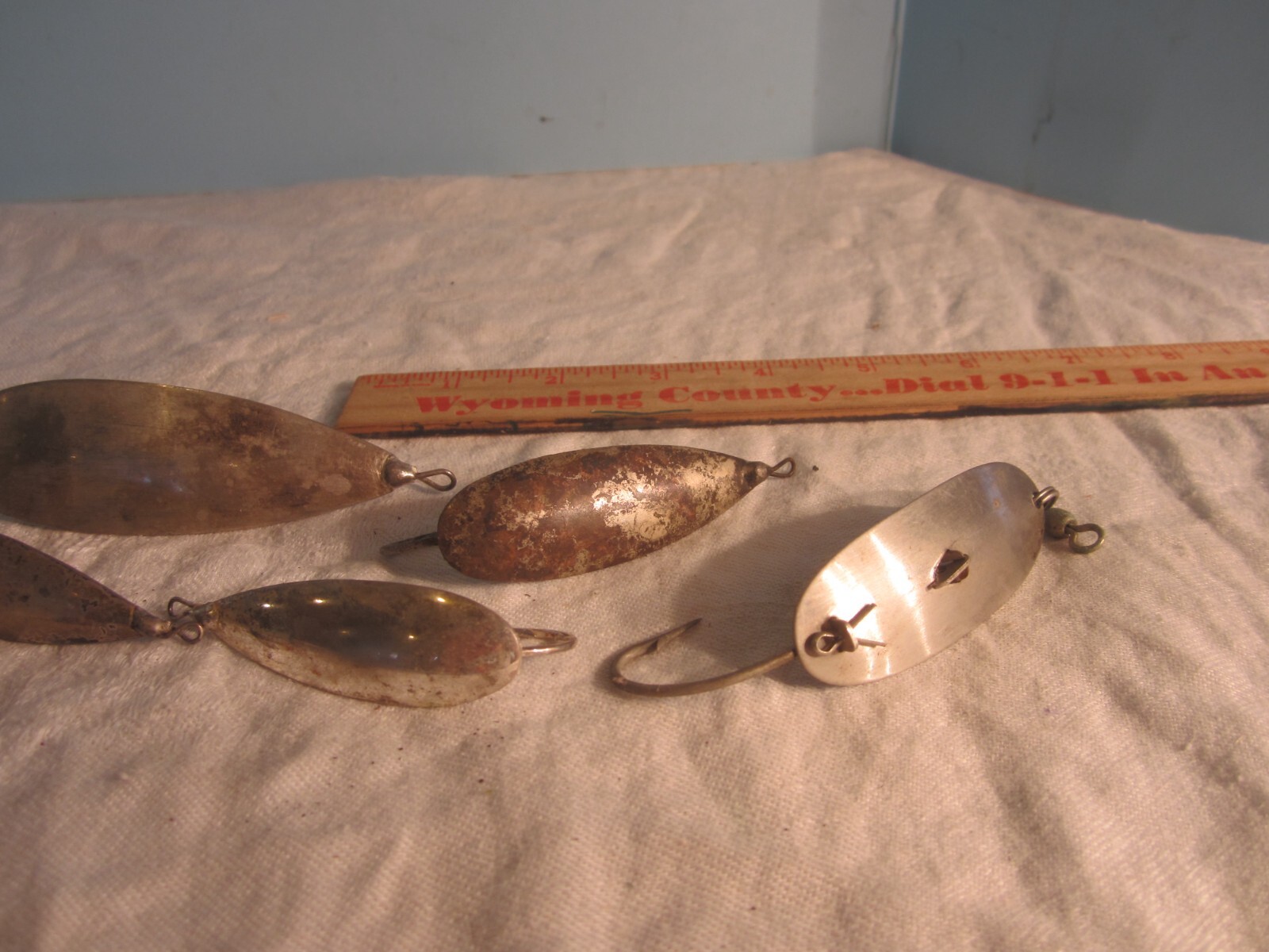 vintage lot of 6 Fishing Lures Spoons silver JOHNSONS MILLER SILVER ...