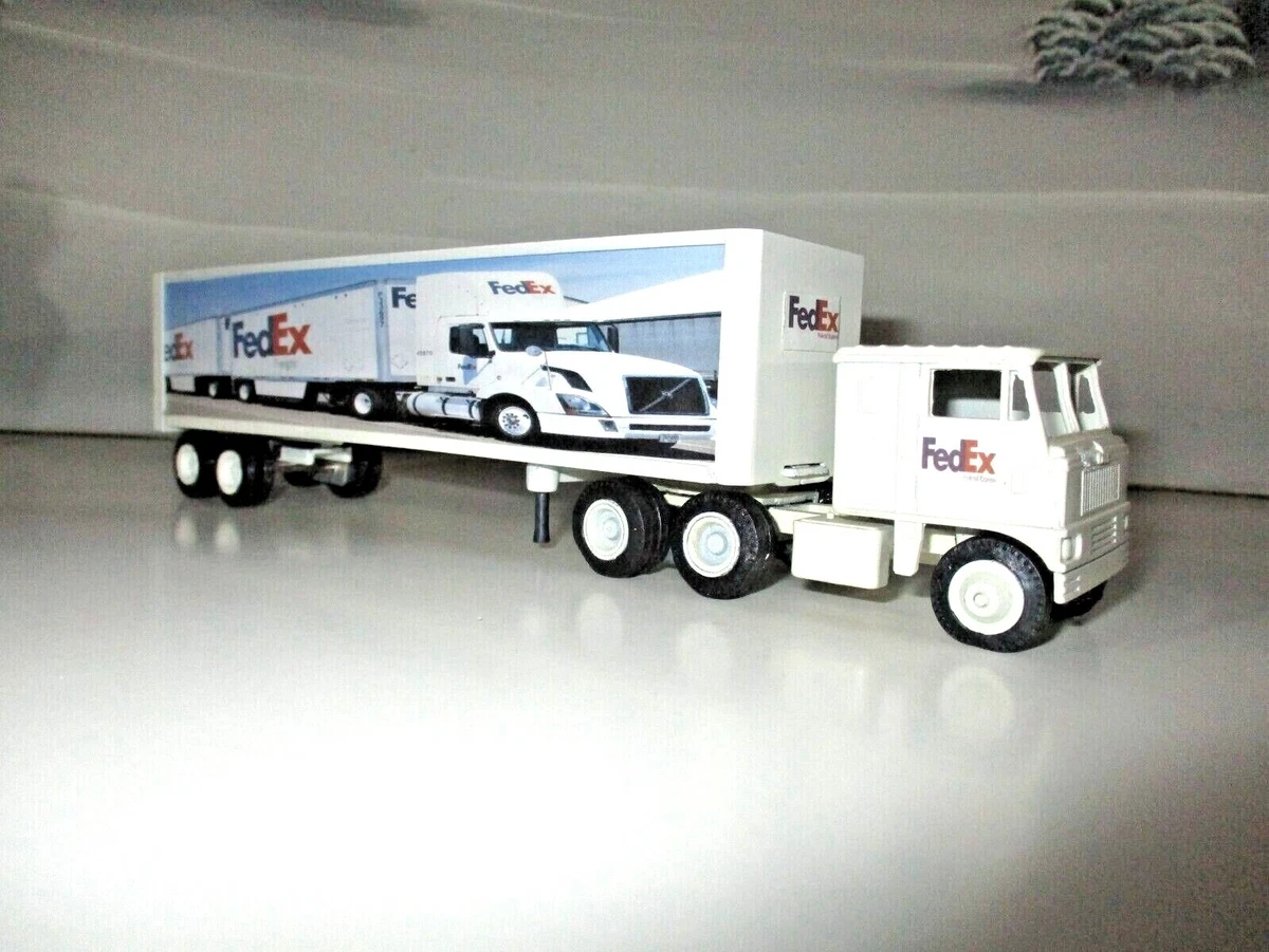 Fedex Model Trucks