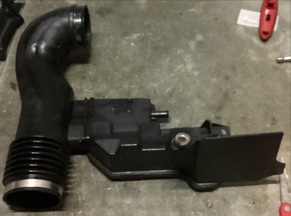 06-07 LEXUS GS430 AIR INTAKE FILTER HOSE DUST TUBE PIPE RESONATOR | eBay