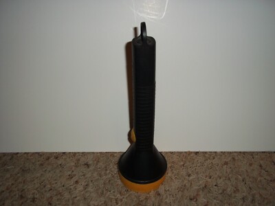 VINTAGE RADIO SHACK FLASHLIGHT 68-1040 | eBay