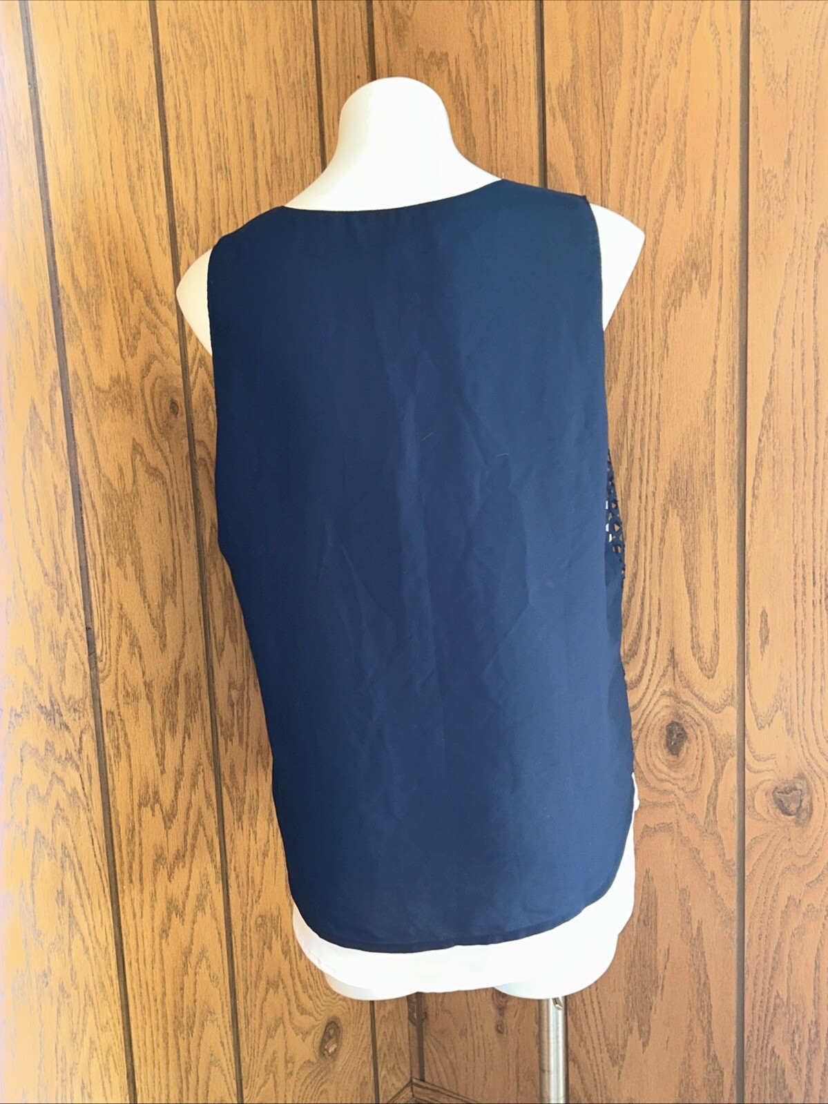 Zac & Rachel - ladies sleeveless Blue Hexagon, Cut Out Blouse Size ...