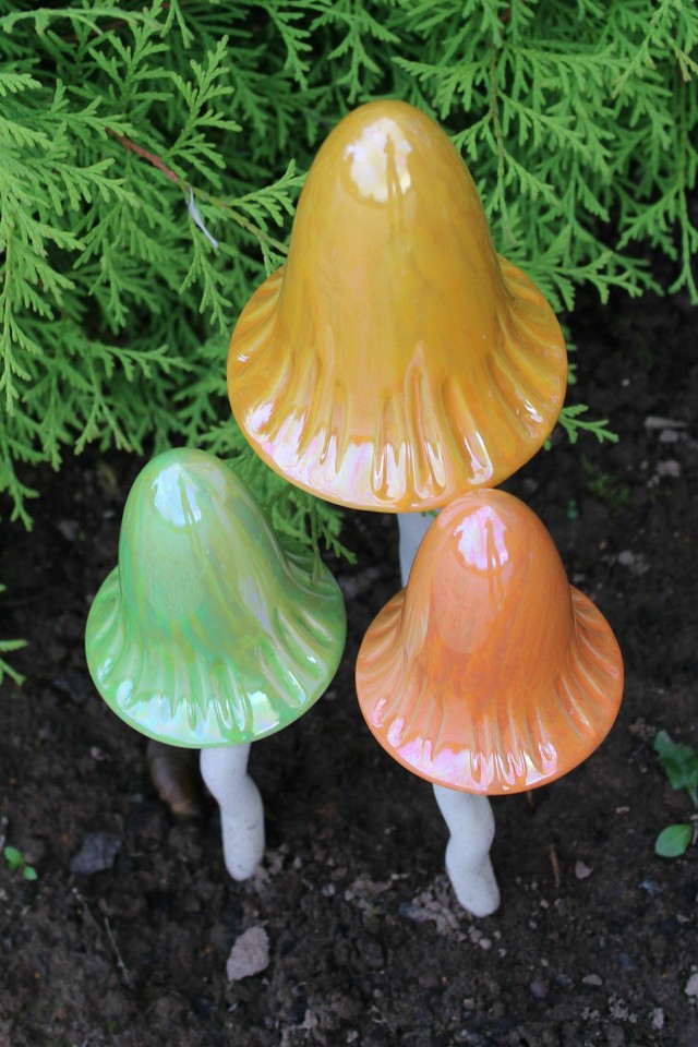 Garden Ornaments Mushrooms Ceramic Toadstools For The Garden Tinkling ...