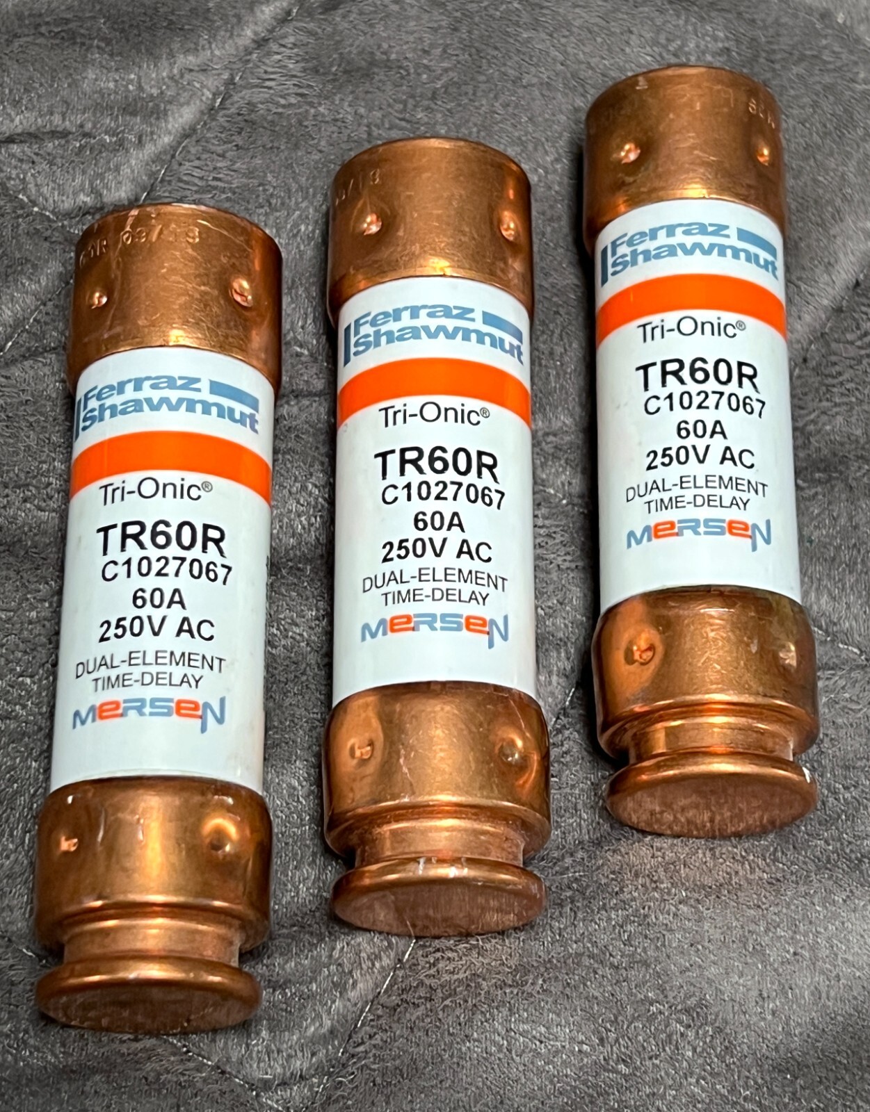 Lot of 3 Ferraz Shawmut TR60R 60A 250VAC Dual Element Time Delay Fuses ...