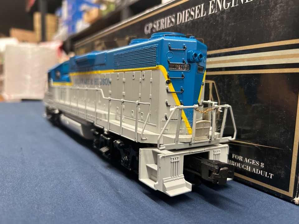 K-line Delaware & Hudson #4318 GP39-2 Diesel Engine w/ Railsounds K2422 ...