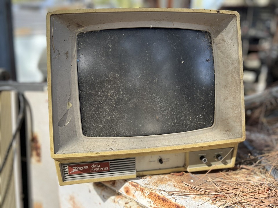 Vintage Zenith Data Systems Monitor 1984 Model ZVM-135 Parts And Repair ...