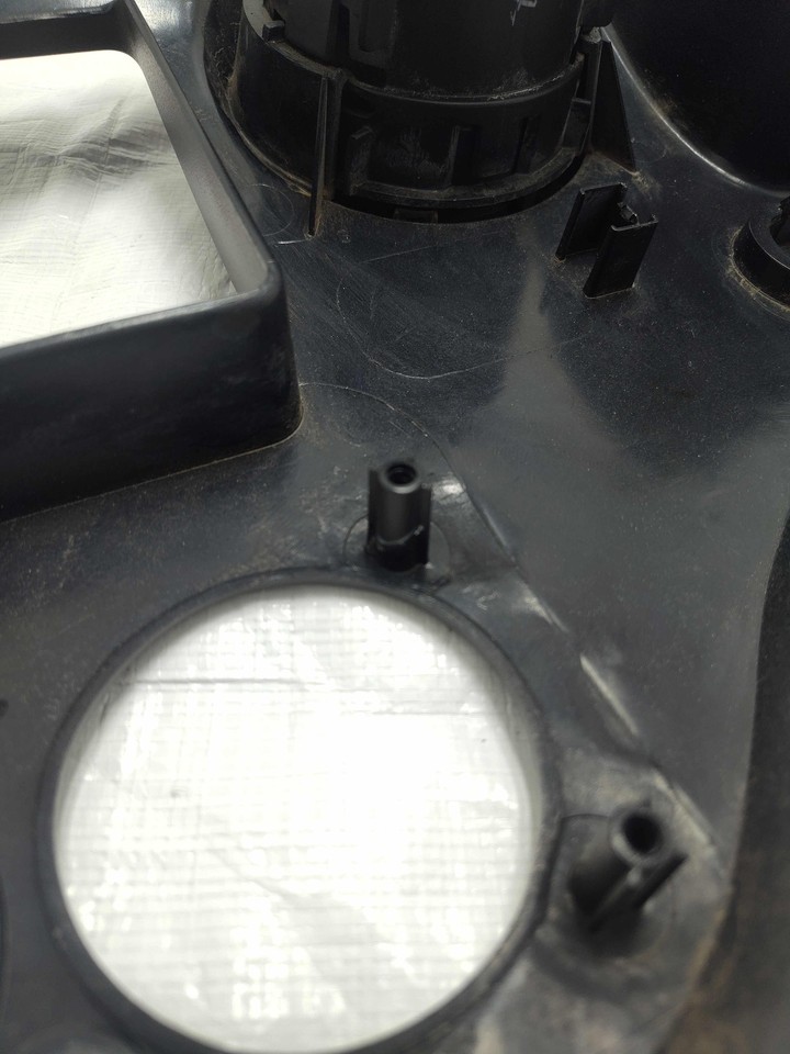 2006 Expedition Speedometer Bezel 2L1X78045C90B Lite Scratches Broken ...