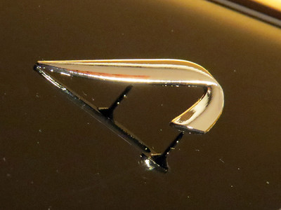 Pin BRITISH AIRWAYS SILVER RIBBON New Logo Pin for Pilots Crew | eBay UK