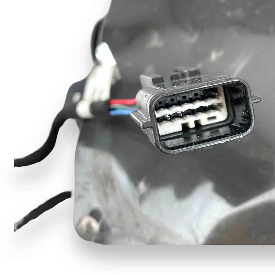 2012-2016 Tesla Model S front left driver door handle gen 1 OEM 1007373 ...