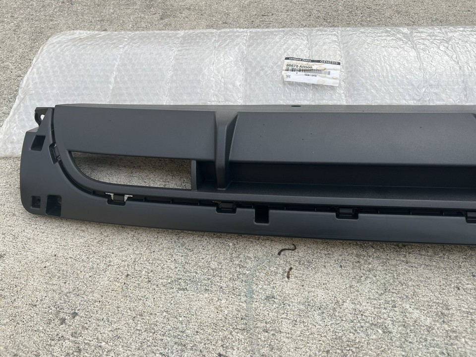 BRAND NEW Genuine OEM Rear Bumper Skid Plate for 2022-2023 Genesis GV70 ...