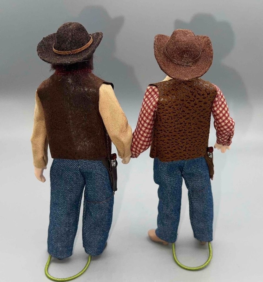 MINIATURE DOLLHOUSE 1:12 SCALE PORCELAIN COWBOY - CD19B | eBay